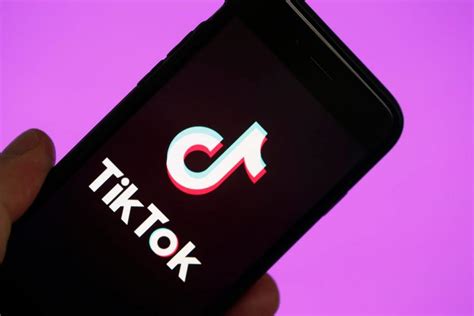 Provocarea De Pe Tik Tok Le A Adus Un Dosar Penal