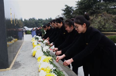 台儿庄大战纪念馆举行南京大屠杀死难者国家公祭日悼念活动 新华网