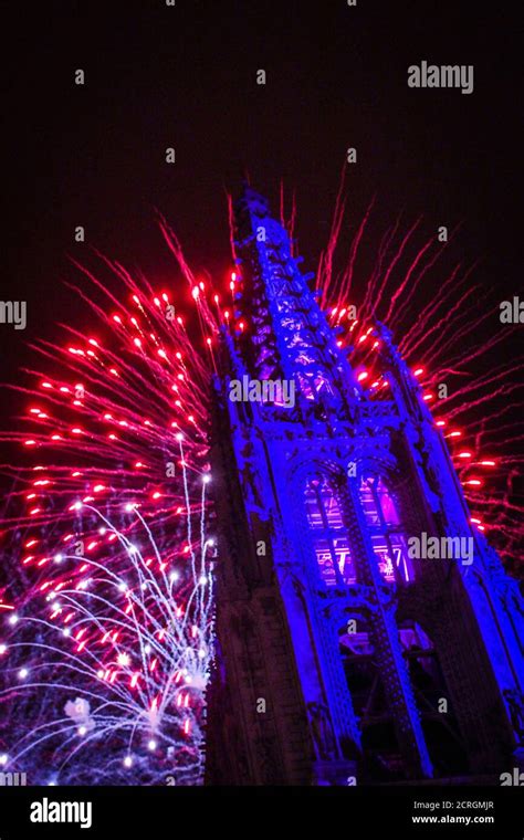 Octavo Centenario Catedral De Burgos Stock Photo Alamy