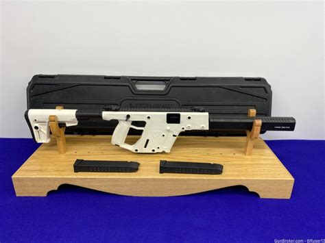 Sold Kriss Vector Gen Ii Crb 45 Acp Black White Famous Chris Vector Rifle