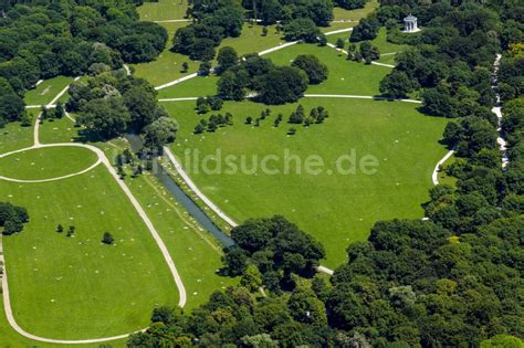Luftaufnahme München Englischer Garten In München Im Bundesland Bayern