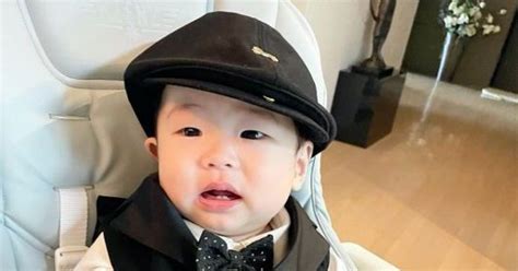 ‘ceo♥ 박은영 40살에 얻은 아들 애교에 살살 녹네 “손가락 하트♥”