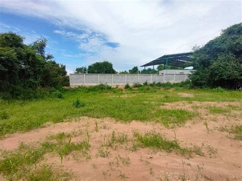 ขายที่ดินเปล่า สัตหีบ เนื้อที่ 100 ตรว พิกัด ฝั่งโรงเรียนเตาถ่าน วิวเขา ขาย ตรว ละ 9 500 บาท