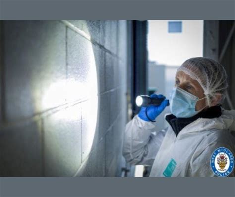 Life Of Forensics Investigator Under Microscope At Rubery Book Signing