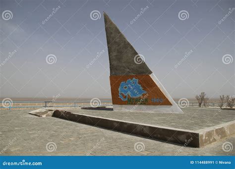 Muynak Monument Editorial Photo Image Of Aral Worst 114488991