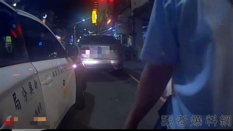 影高雄73歲翁酒後失態 朝他車吐口水、用腳踢、咆哮遭警管束