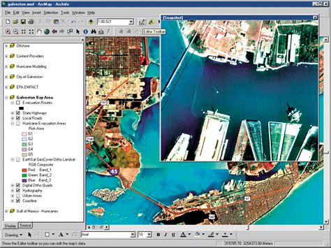 Esri News Arcnews Winter 2001 2002 Issue Gis And Homeland Security