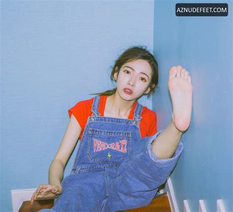 Jie Zhang Feet Aznudefeet