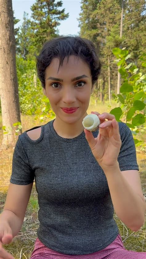 Narcissus Outdoors She Makes A Bushcraft Basket 😍 Survival Camping