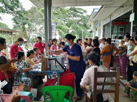ကာမိုင်းမြို့၌ အသက် ၂ နှစ်အောက် ကလေးငယ်များနှင့် ကိုယ်၀န်ဆောင်မိခင်မ