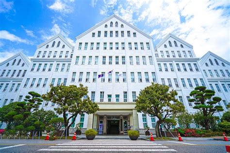 조선대 구성원들 특정세력 탄핵 반대 집회 대학은 정치 도구 아냐