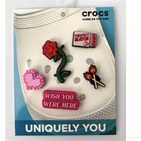 Crocs Accessories Crocs New Uniquely You Valentines Heart Rose