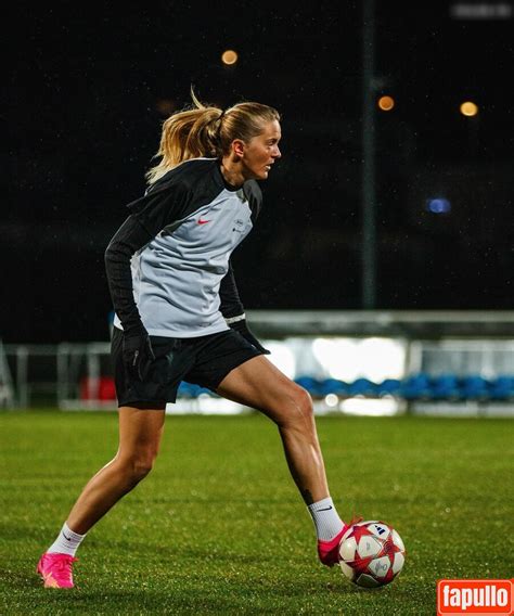 Maria Brochmann Mariabrochmann Nude Photo 1 Fapullo