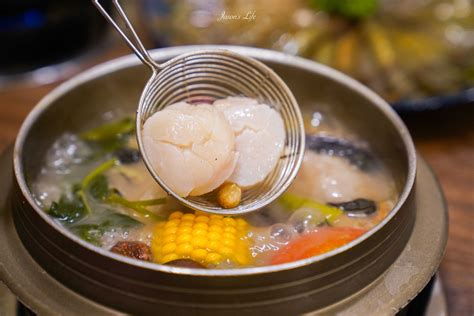 台中蕃薯根養生煮中藥五穀燕麥熬煮湯底養生又健康搭配澎湃海鮮船風味更上一層樓 輕旅行