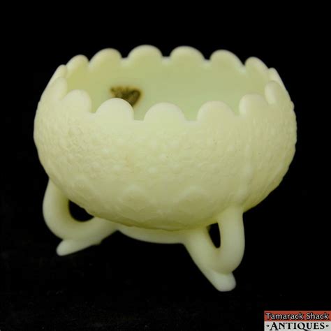 Handmade Fenton Rose Bowl Three Footed Yellow Green Daisy Flowers