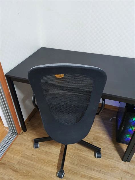 이케아 블랙 책상 의자 팝니다