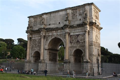 The Arch Of Constantine Rome World History Encyclopedia
