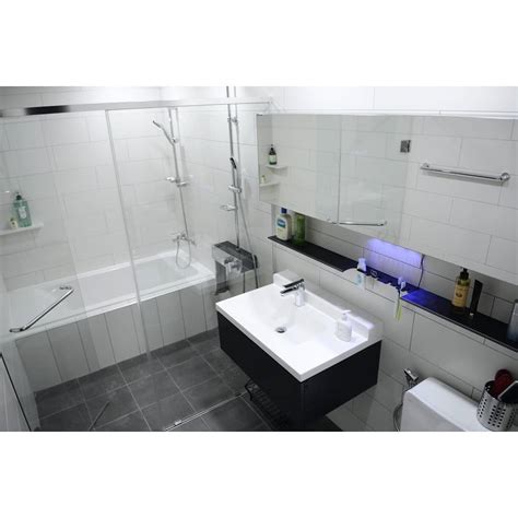 토바시스템 세면공간과 목욕공간을 분리시킨 욕실리모델링 현장👍 건식화장실 건식욕실 Facebook