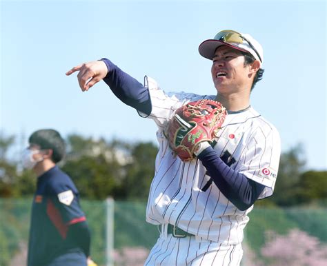 【wbc】中野拓夢が名手源田から金言「タメがあれば粘れる」右足踏ん張り意識で遊撃練習 Wbc2023写真ニュース 日刊スポーツ