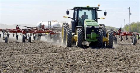 Anhydrous Ammonia Crucial Fertilizer That Must Be Handled With Caution