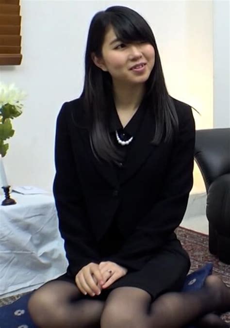 Jp 【視聴期限なし】夫の1周忌義理の弟からの愛の告白に寂しい熟れたカラダは敏感に感じ遺影を抱きしめイキまくる未亡人