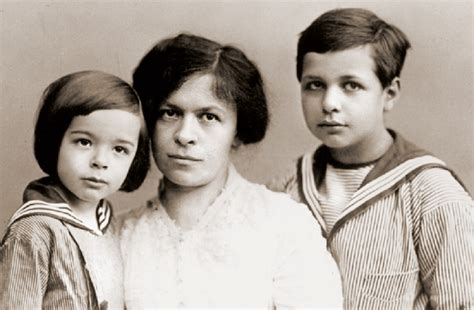 Albert Einstein El Misterio De Sus Hijos ¿quiénes Fueron Y Qué Les Pasó