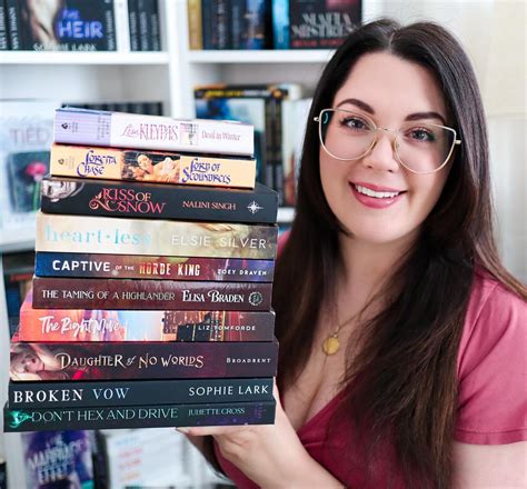 Intro Time 💖 Hi Im Jessen Im A Booktuber And Cohost Of The Smart