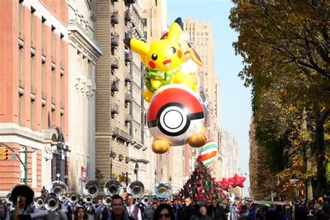 Macys Thanksgiving Day Parade 2023 Live Stream And Performances By