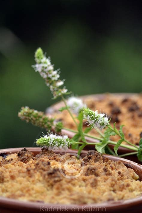 Crumble rhubarbe et pomme caramélisée Kaderick