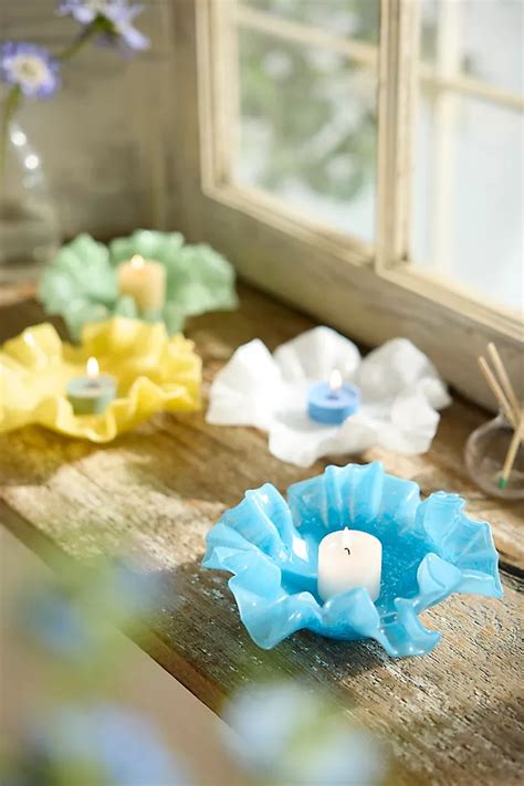 Ruffled Glass Votive Holder Terrain