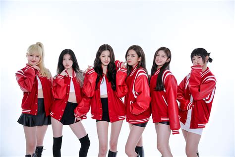 221201 Ive Official Twitter Update Happy Ive Day Group Debut Profile