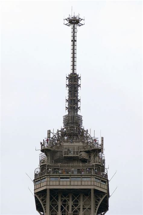 歷史上的今天1889年5月15日巴黎艾菲爾鐵塔建成開放 每日頭條