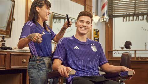 Por Qué La Camiseta De La Selección Argentina De Fútbol Es De Color