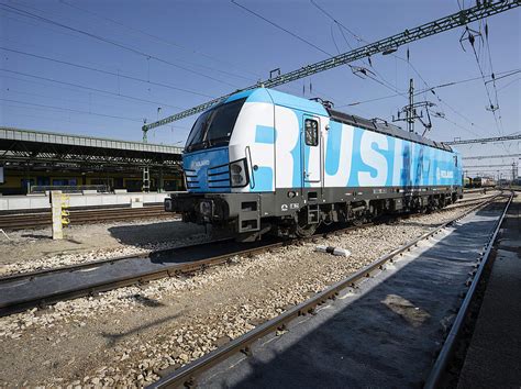 Hhla Acquires Majority Stake In Austrian Container Operator Container