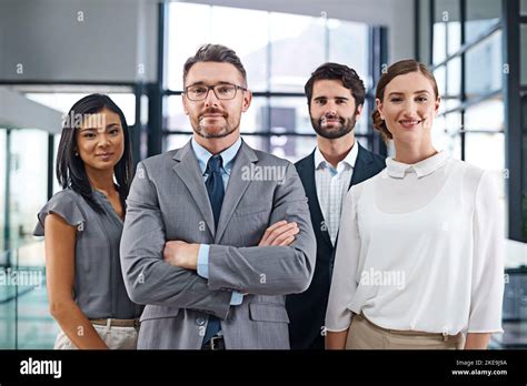 Das Beste In Der Branche Beschnittenes Porträt Einer Gruppe Von