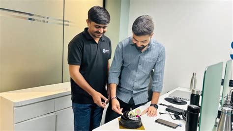 Kretoss Technology On Linkedin Birthdaycelebration Teambonding