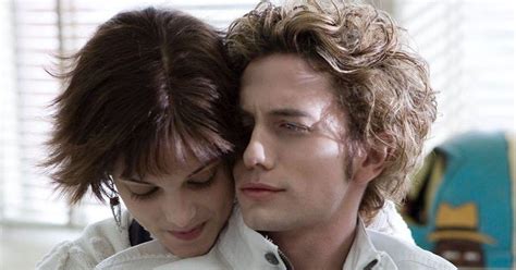 Why Did Alice And Jasper Leave In The Twilight Saga Breaking Dawn