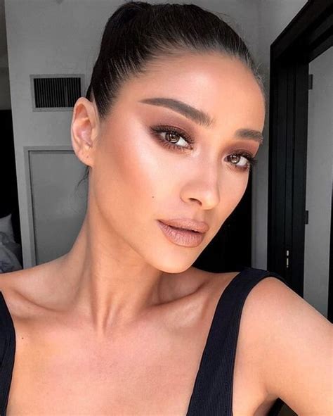 How To Create The No Makeup Makeup Trend