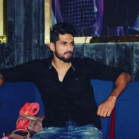 Siddharth Siddharth 28 • Threads Say More