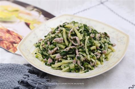 【荠菜冬笋炒肉丝的做法步骤图，怎么做好吃】夕阳珍下厨房