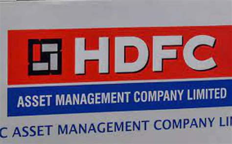 Hdfc Amc Gets Rbi Nod To Buy Stake In Karur Vysya Bank Dcb Bank