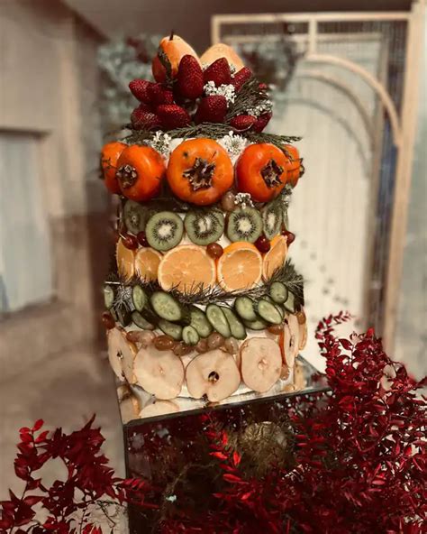 میز یلدایی شیک و ساده 1403 میز یلدایی برای عروس