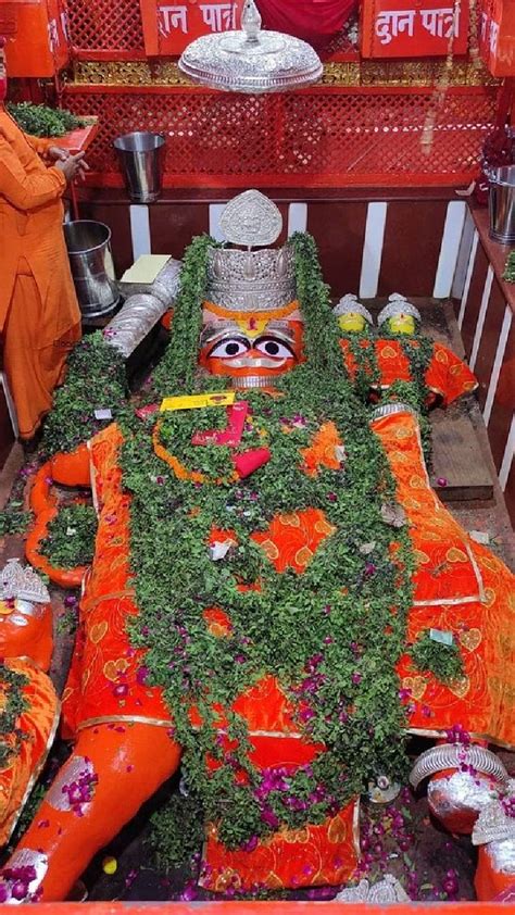Hanuman Ji प्रयागराज के इस मंदिर में लेटे हुए हैं हनुमान जी जानें