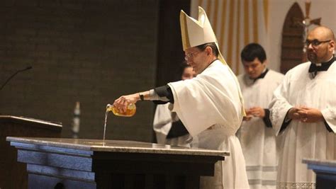 Church Re Consecrates Altar After Couple Had Sex On It 21st Century