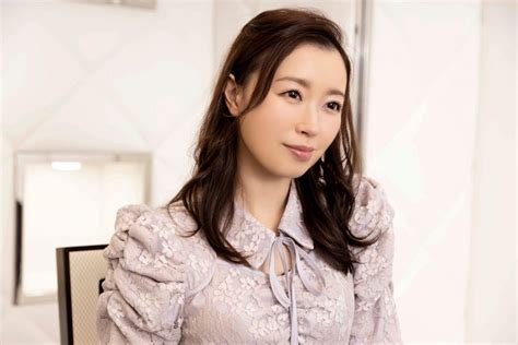 日本一の美熟女メーカーmadonna連載「愛され美人のヒミツ」新人・流川はる香（前編） Fanzaニュース