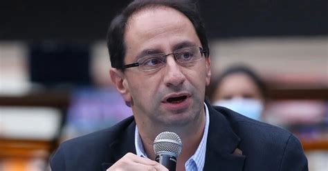Exministro José Manuel Restrepo Respondió Las Críticas Del Gobierno