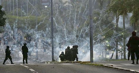 Bolivia Siguen Las Protestas Por Detención De Gobernador De Santa