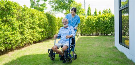 Assisted Living Vs Nursing Home — Canary Health