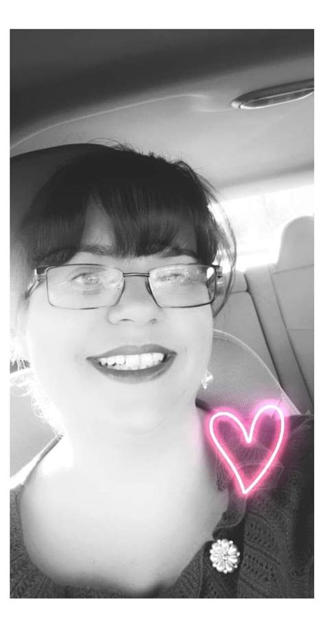 About Quit Smoking With Sylvia Medium