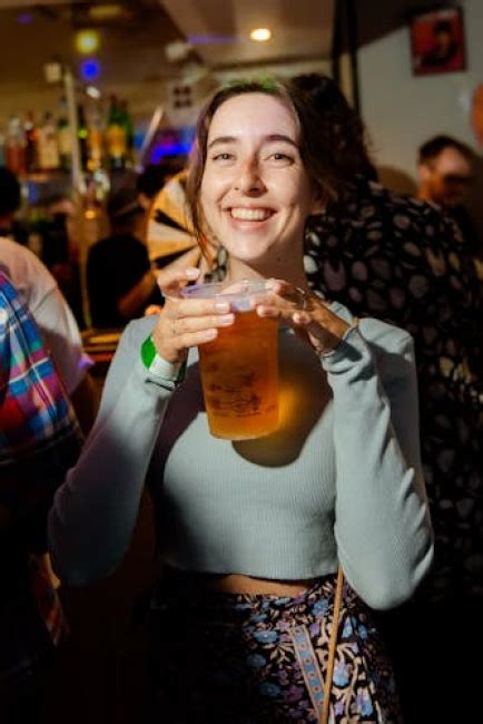 음료와 최고 클럽 Vip 입장이 제공되는 리스본 가이드 술집 순례 Kkday